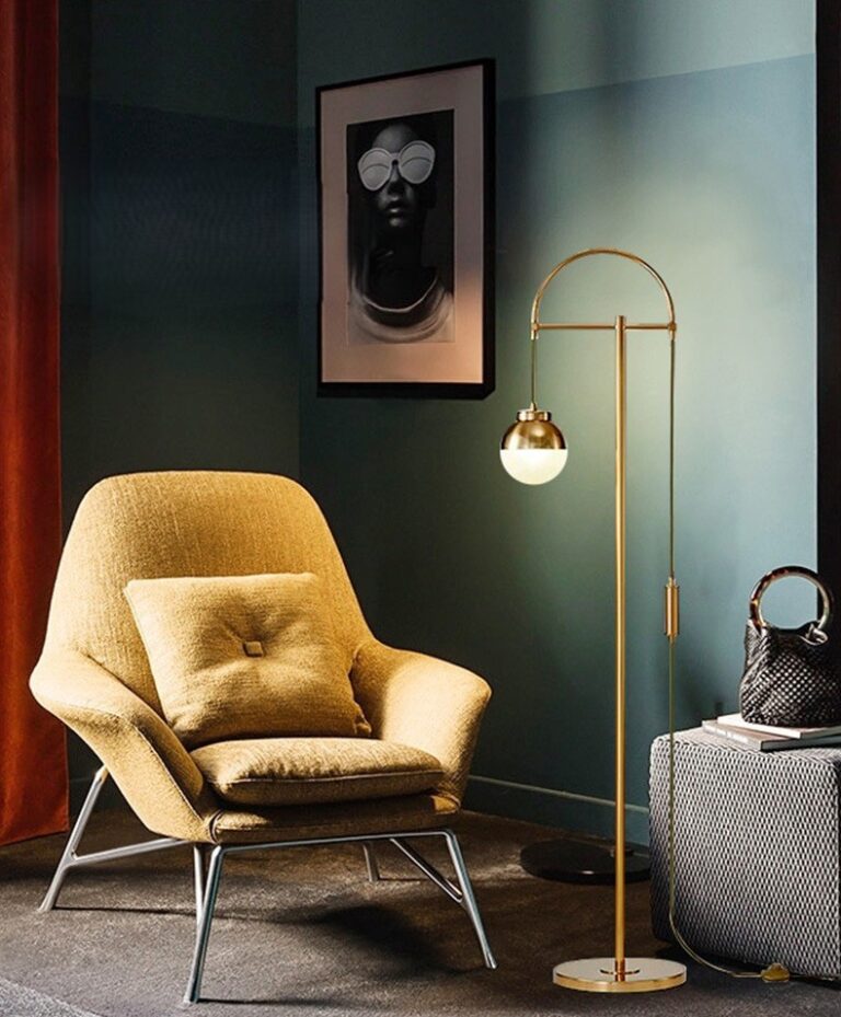 Tokadon Goldmember Floor Lamp | Screed